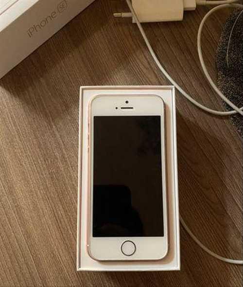 Телефон iPhone 5se