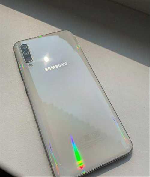 Реалми нот 50 днс. Samsung Galaxy a50 DNS. Samsung Galaxy a50 64gb б\у. Samsung Galaxy за 10000 рублей 64 ГБ. Samsung Galaxy a50 DNS сена.