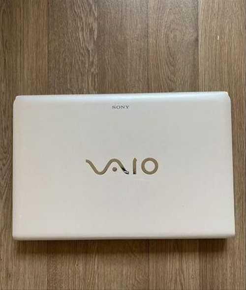 Ноутбук Sony Vaio SVE1712E1RW