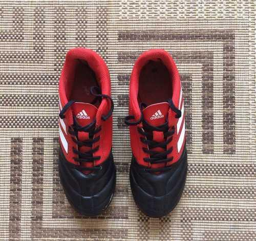 Бутсы-сороконожки Adidas, р.38