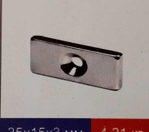 Неодимовый магнит призма 35х15х3 с 2 зенковками