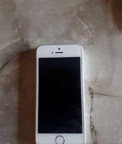 Телефон iPhone 5sе