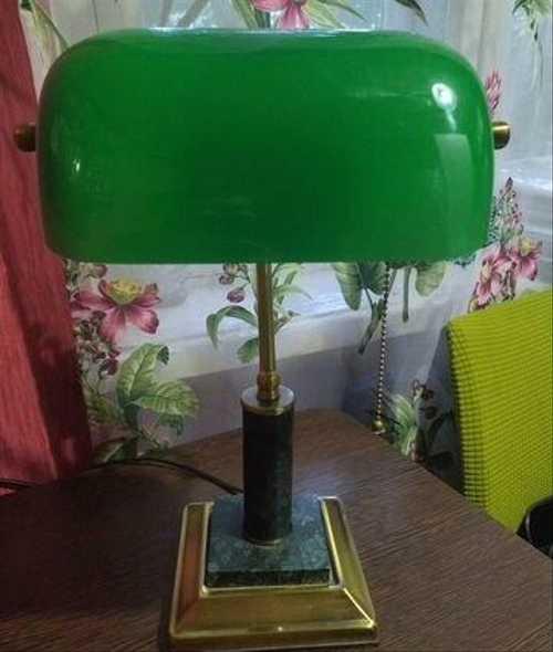 Лампа настольная банкир зелëная