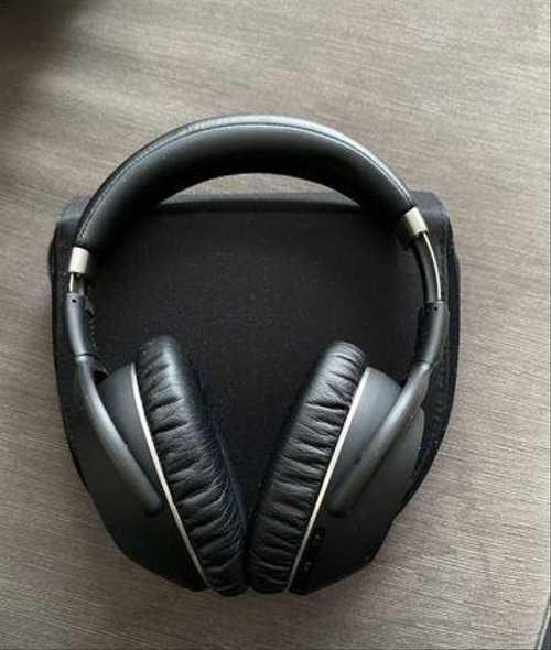 Беспроводные наушники Sennheiser PXC 550