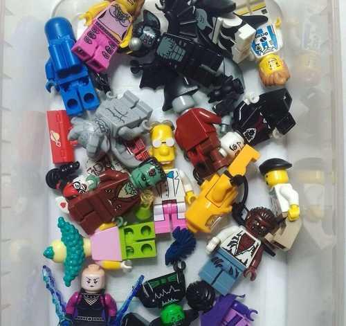 Lego minifigures