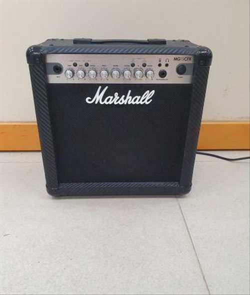 Гитарный комбоусилитель Marshall MG15CFX (шур)