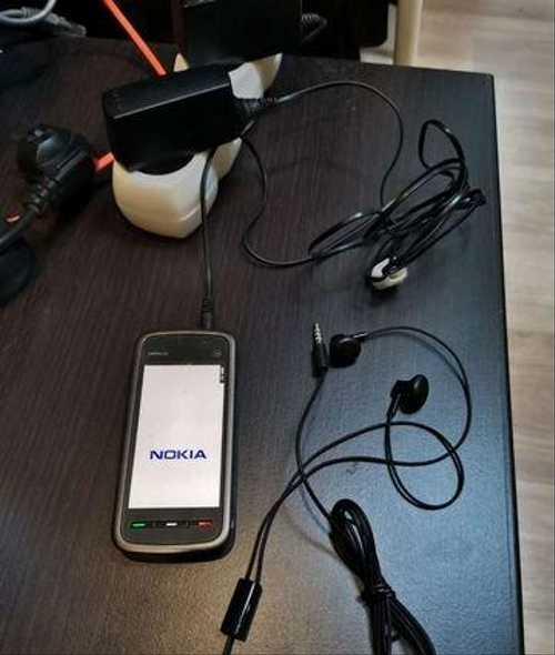 Телефон Nokia 5230