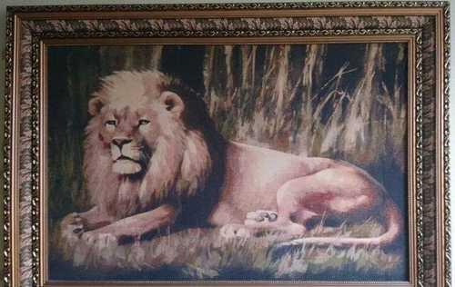 Продам картину с изображением Льва