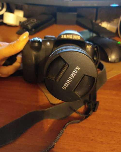 Зеркальный фотоаппарат Samsung NX11