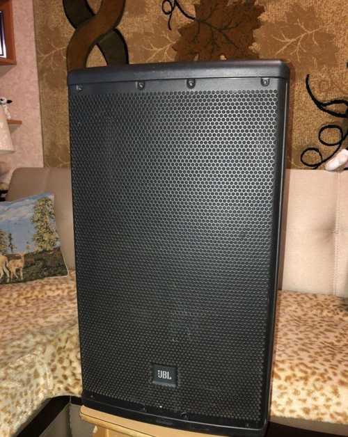 Активная колонка JBL eon 612