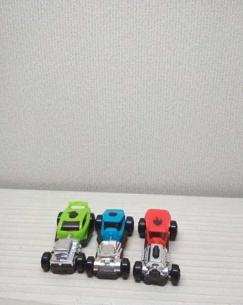Машинки из Киндера Hotwheels