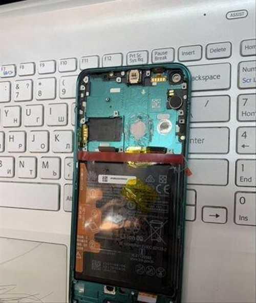 Телефон Honor 30 дисплей