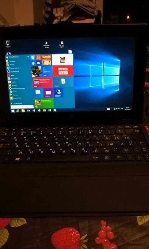 Nokia Lumia 2520 + Power Keyboard