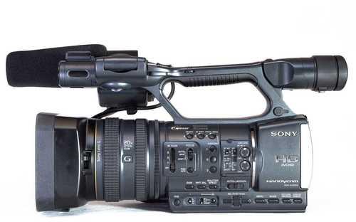 Видеокамера Sony HDR - AX 2000