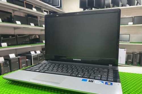 Ноутбук Samsung NP300E4A-A04RU