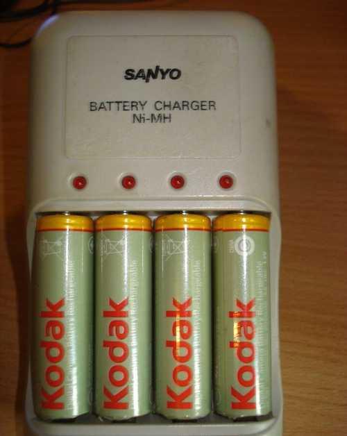 Зарядное устройство «Sanyo» для аккум.типа AA/AAA