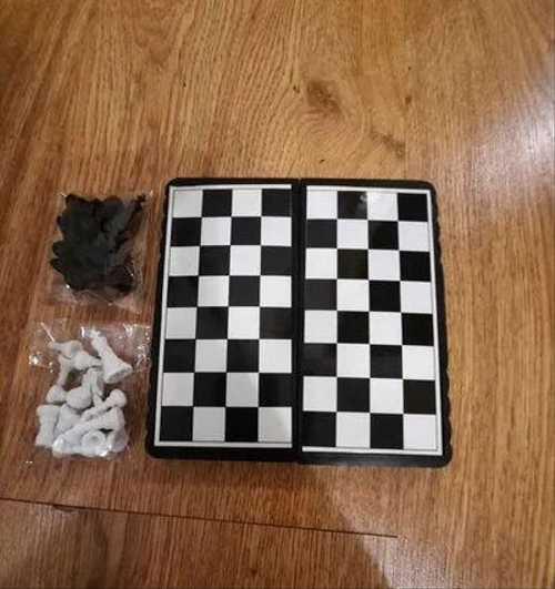 Дорожные шахматы 14х14см
