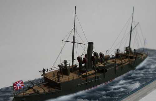 Канонерская лодка Гремящий. Масштаб 1/700. Комбриг