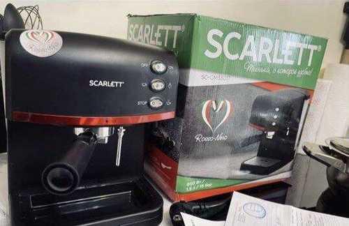 Кофеварка рожковая Scarlett SC-CM33017