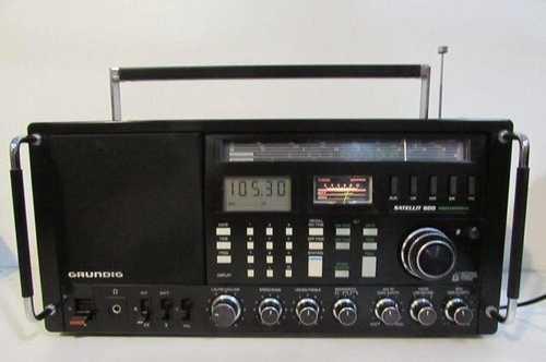 Grundig Satellit 600 Professional Радиоприемник