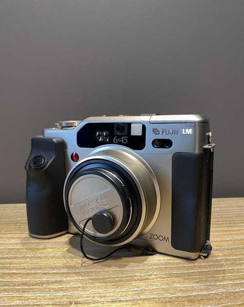 Fujifilm GA645Zi плёночный фотоаппарат