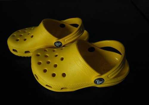 Crocs c10 (27-28)
