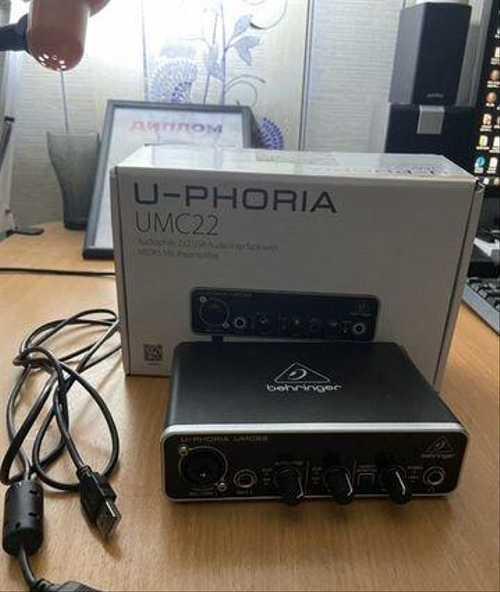 Внешняя звуковая карта behringer uca222