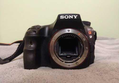 Sony SLT A57 (+ Sony 18-135 SAM)