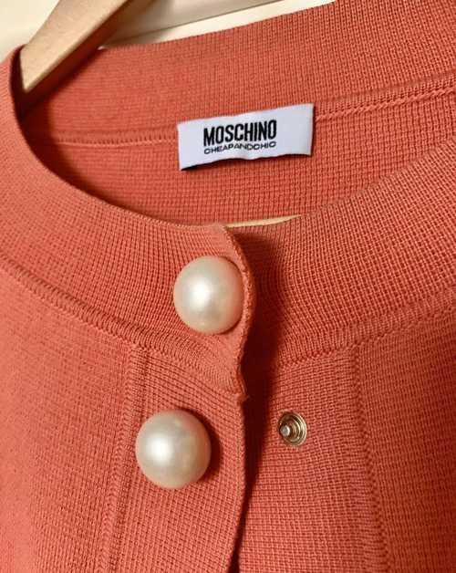 Пальто от Moschino