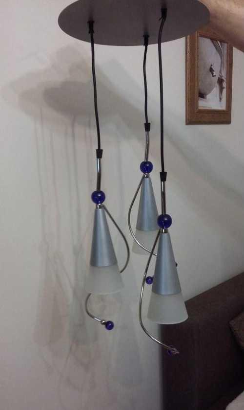 Свисающая люстрочка