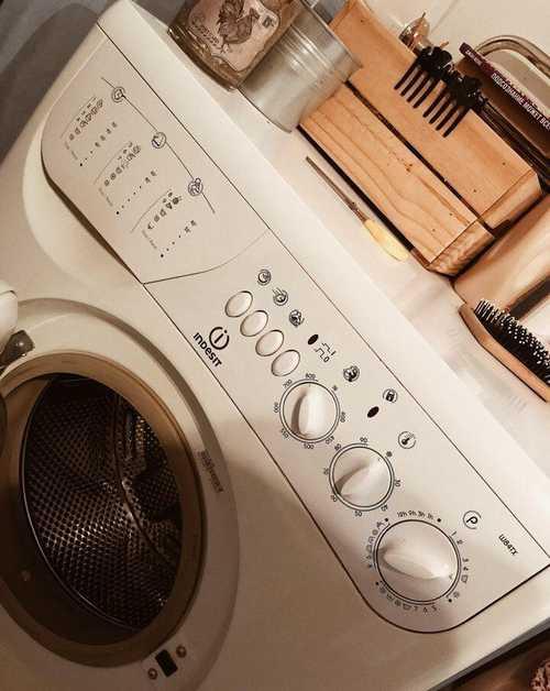 Стиральная машина indesit (оригинал)