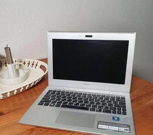 Ультрабук Sony Vaio SVT111A11V