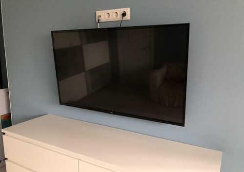 Большой телевизор LG 49’ (119 см)