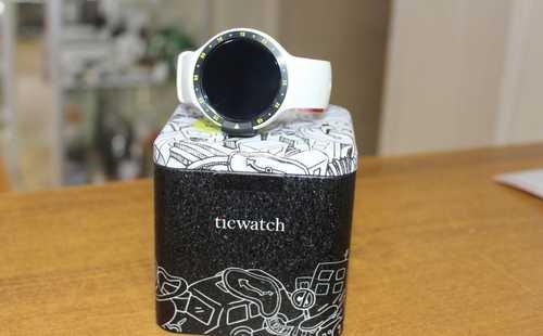 Смарт часы Ticwatch S Smartwatch WF12066