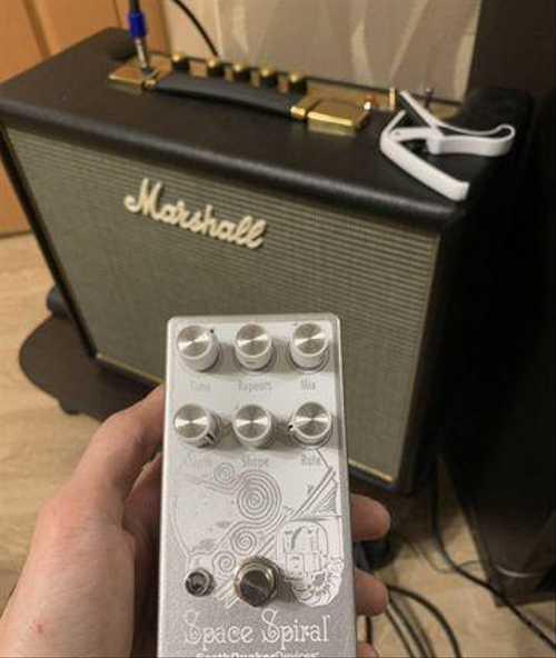 Earthquaker devices Space Spiral delay