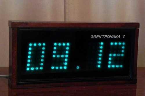 Часы электронные настенные "Электроника 7-06м"