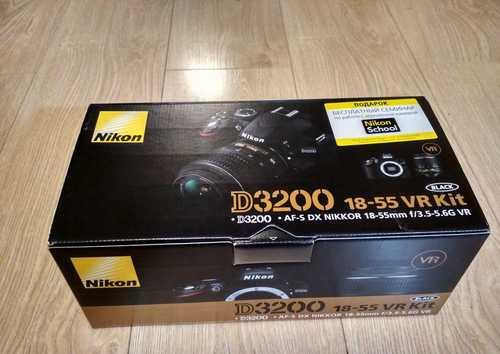 Коробка с документами Nikon D3200 18-55 VR Kit
