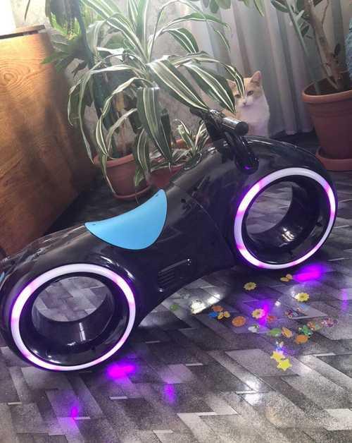 Беговел для годовасика Star One Scooter