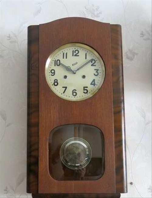Настенные часы с боем 1961 года (СССР)