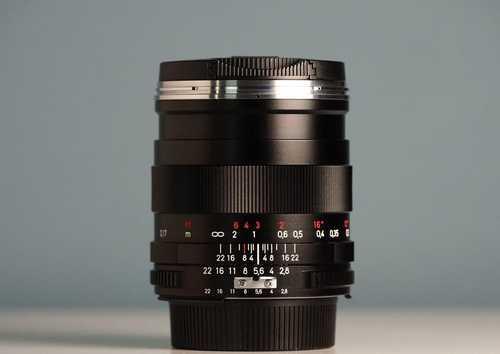 Zeiss Distagon 25mm f/2.8 ZF Nikon