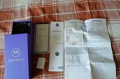 Телефон Motorola One Action