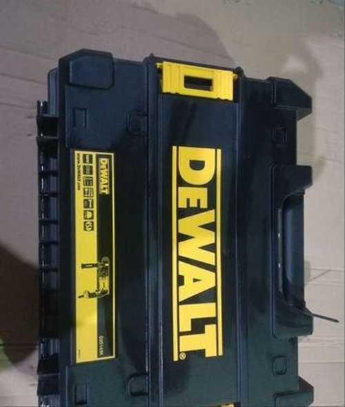 Перфоратор Dewalt D 25143 K