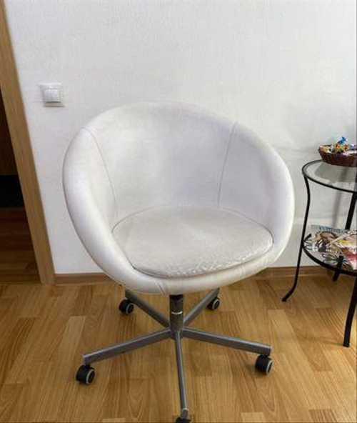 Стул IKEA скрувста