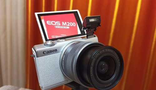 Canon EOS M200 15-45 KIT в идеале с допами