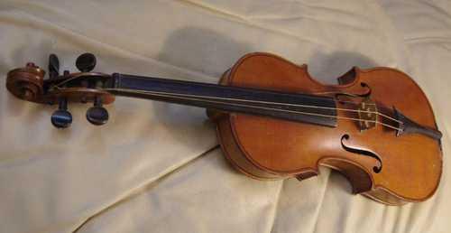 Скрипка Antonius Stradivarius 1745 г