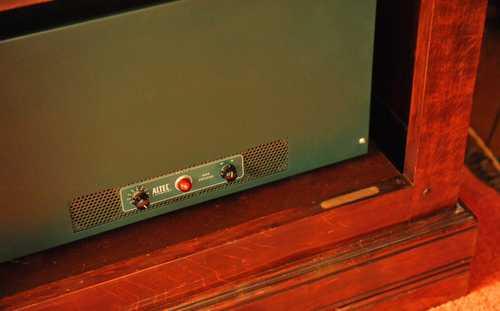 Altec 1570B ламповые моноблоки (175Вт на канал)