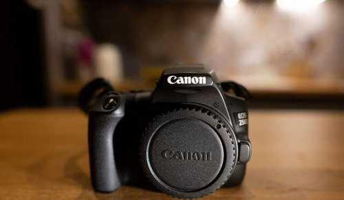 Фотоаппарат canon 250D