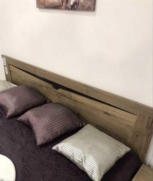 Кровать двухспальная и тумбочки «Гарда»