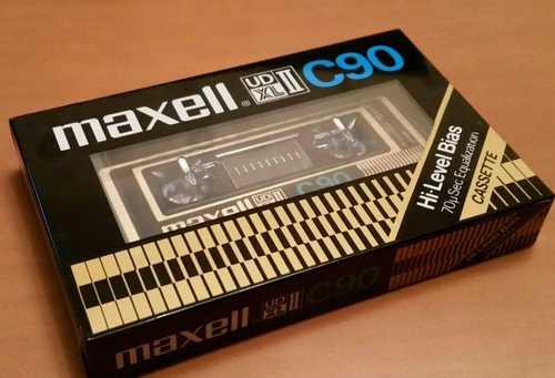На каждой кассете. Maxell UD XL II c90. Maxell UD II 90. Кассеты Supra c-90. Хромовые кассеты.