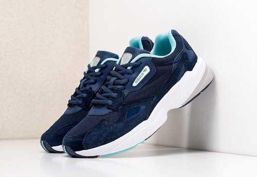 Женские кроссовки Adidas Falcon W